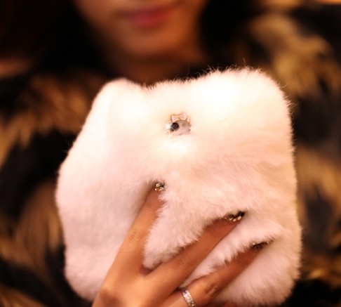 Luxury Fur Iphone 4/4s/5/5s/6/6plus/6s Case White Fur Warm Unique Furry ...
